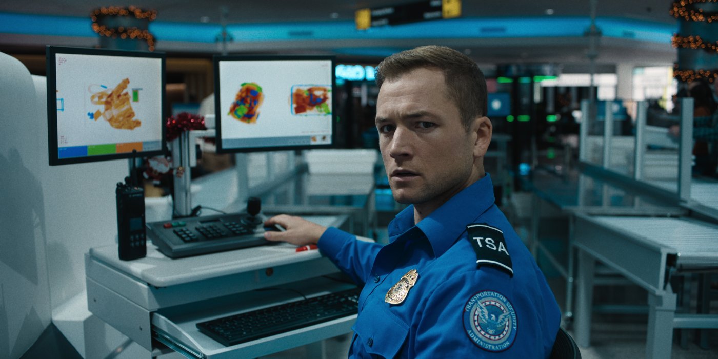 Carry-On: la recensione del film Netflix con Taron Egerton - Movieplayer.it