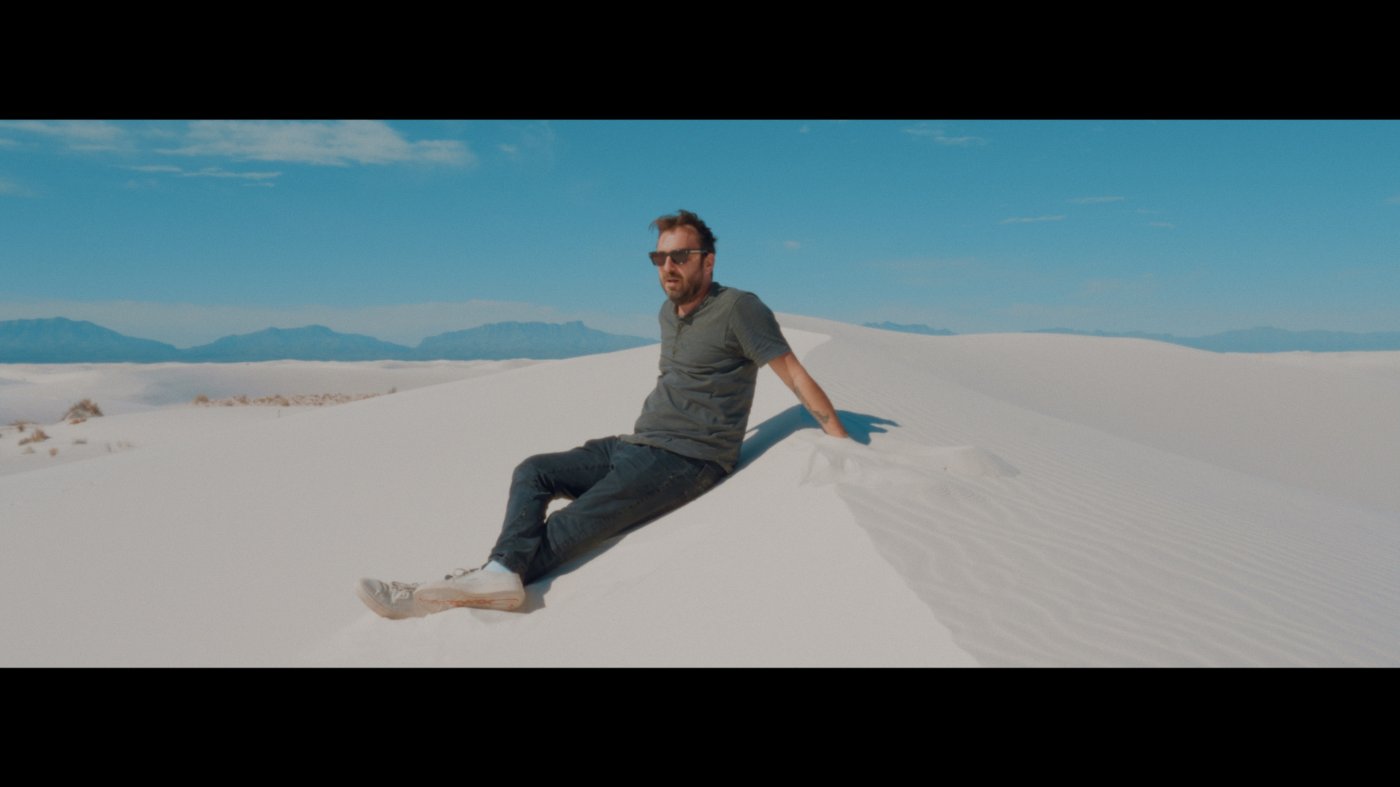 Alaska Baby: la recensione del documentario con Cesare Cremonini ...