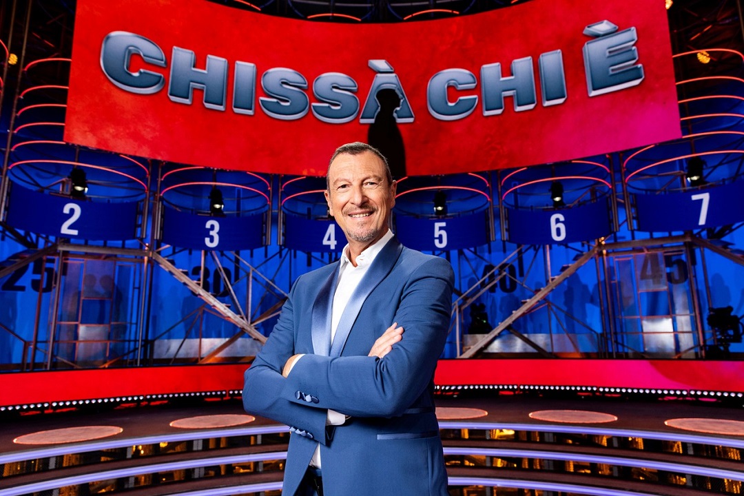 Chissà chi è, stasera su Nove in prima serata il terzo speciale con ...