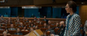 Simone Veil – La donna del secolo: la recensione del film di Olivier Dahan