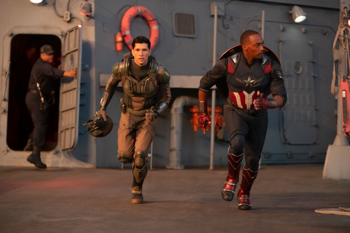 Captain America: Brave New World, Sam Wilson guiderà gli Avengers nei ...