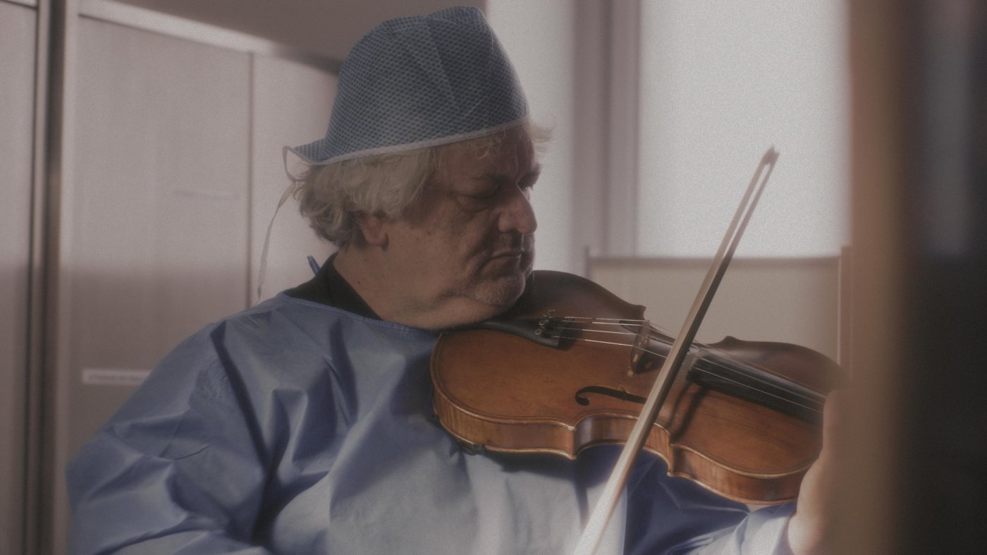 GEN_, recensione del documentario di Gianluca Matarrese sul dottor Bini ...