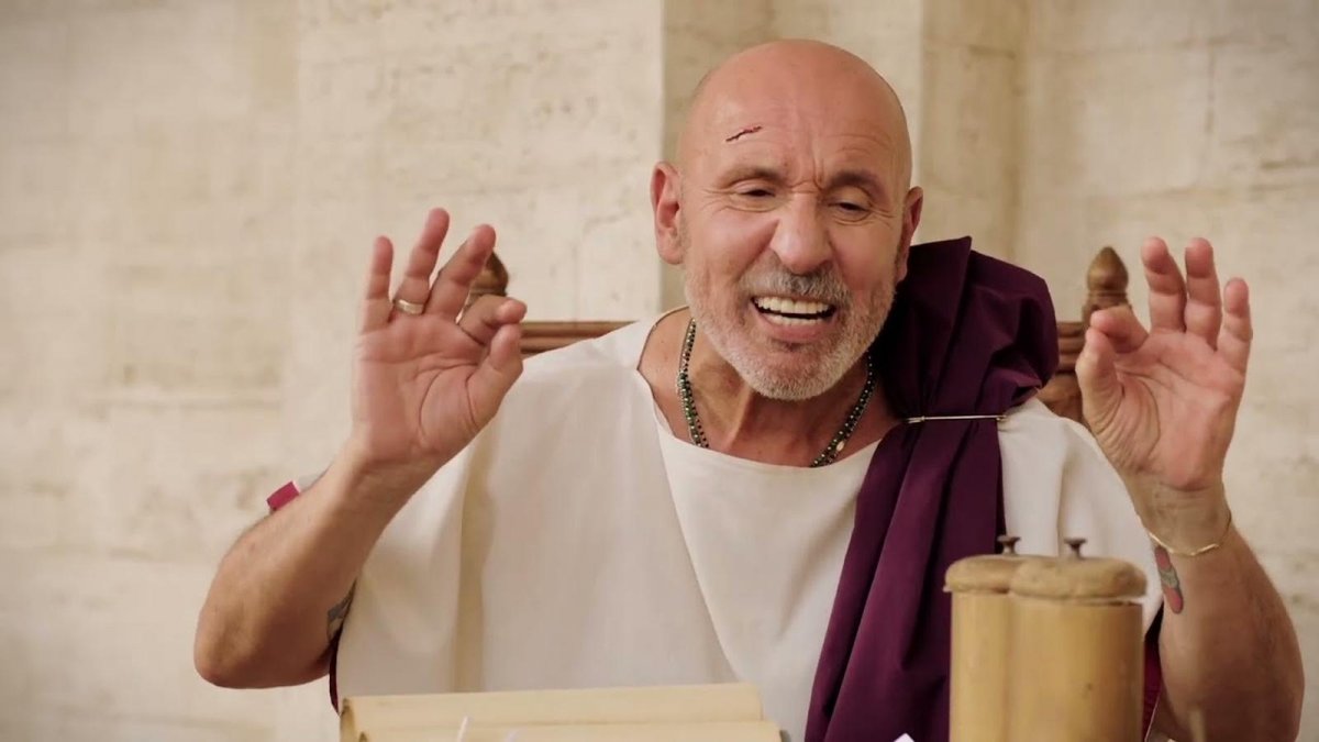 Maurizio Battista al cinema dal 3 aprile con la commedia Tu quoque