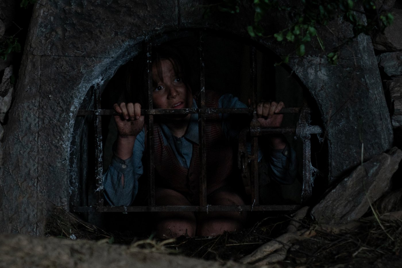 Fuochi d’artificio, la recensione della miniserie Rai diretta da Susanna Nicchiarelli sulla ...