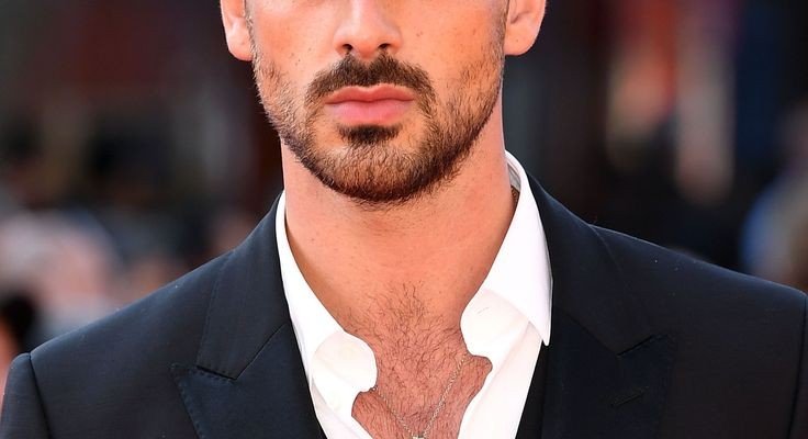 Michele Morrone: biografia, film, foto - Movieplayer.it