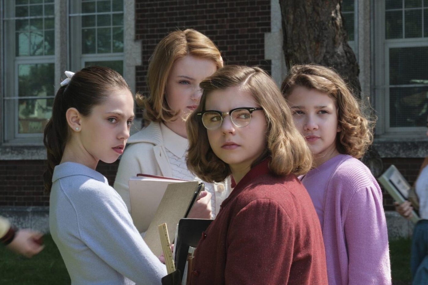 It: Welcome to Derry, svelato il look di Pennywise nella nuova serie prequel di HBO Max