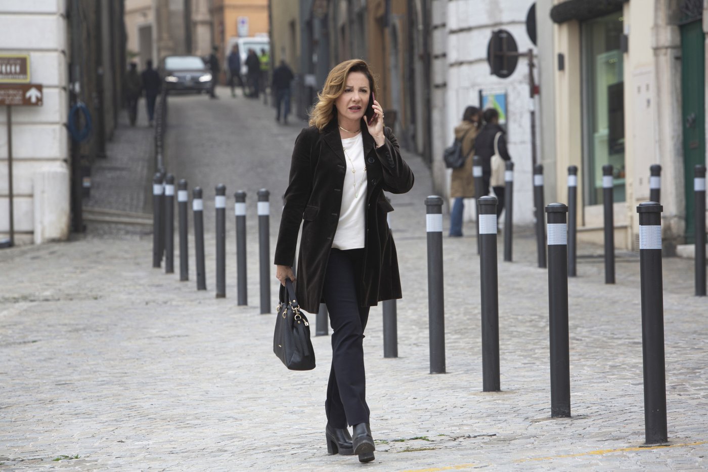 Balene, la seconda puntata stasera su Rai 1: Milla è a un bivio per il ...