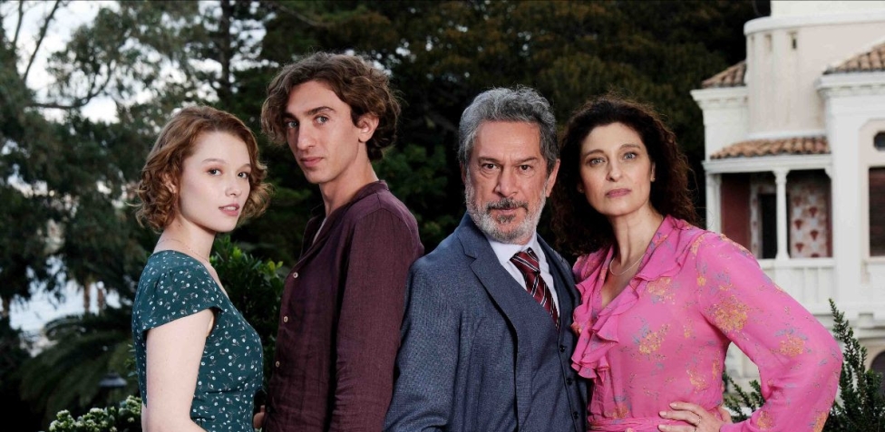 Tutto a Posto stasera su Rai 1: trama e cast della commedia romantica ...