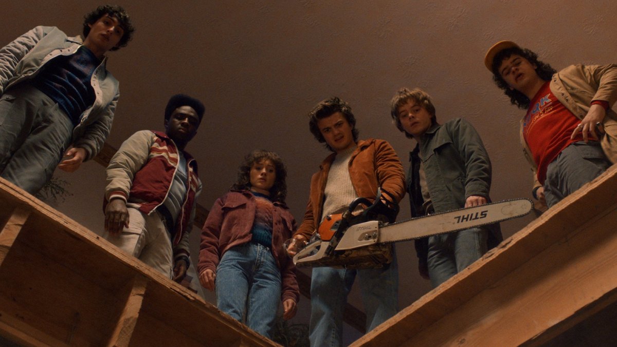 Netflix: dal volume 2 di Stranger Things 5 passando per Emily in Paris ...