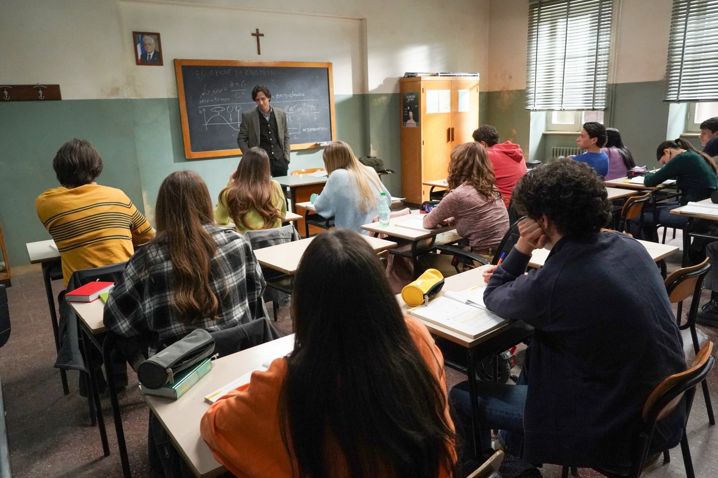 Un professore 3, stasera su Rai 1 l’ultima puntata: Manuel e Simone di ...
